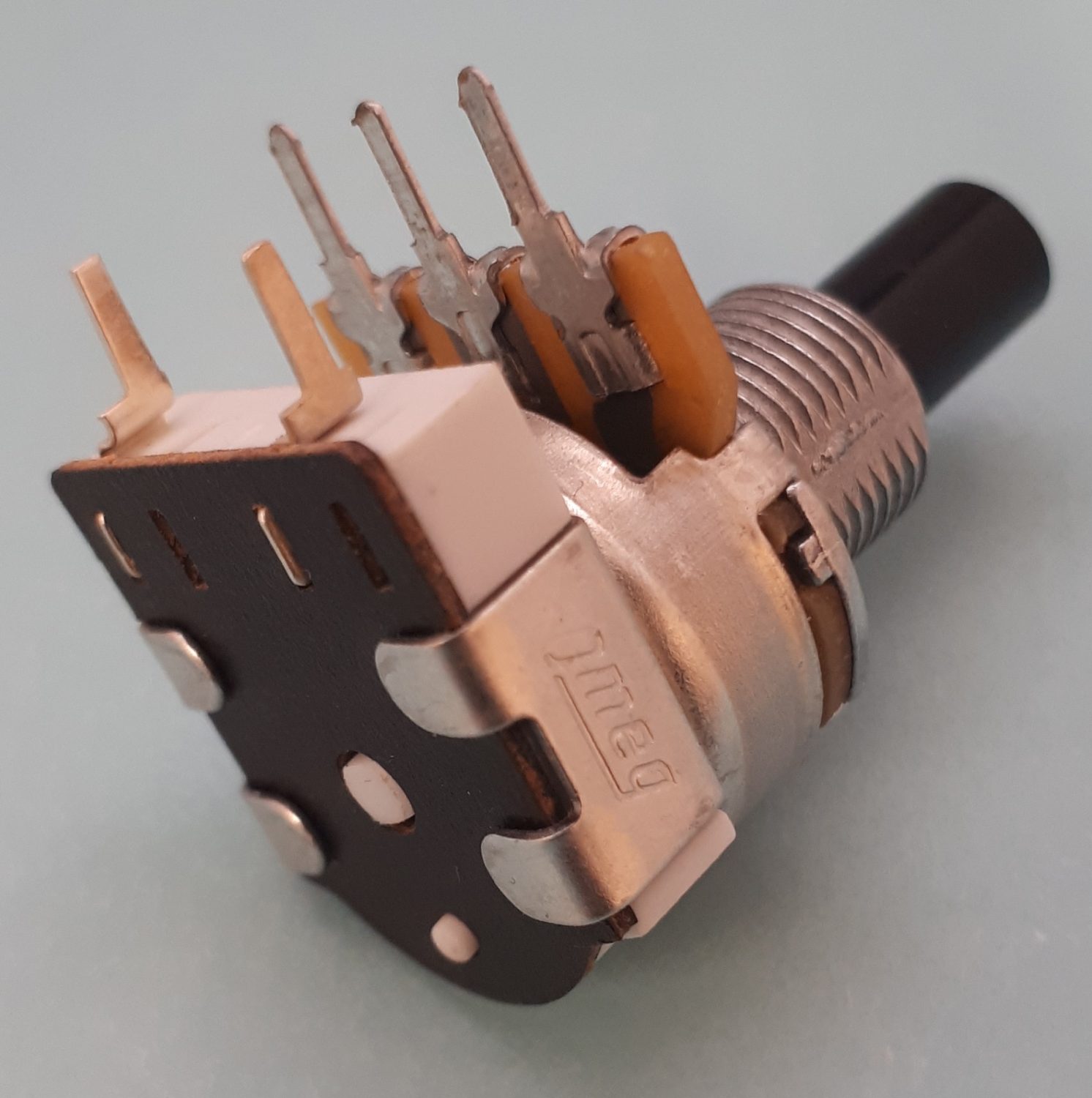 Potentiometer Switch